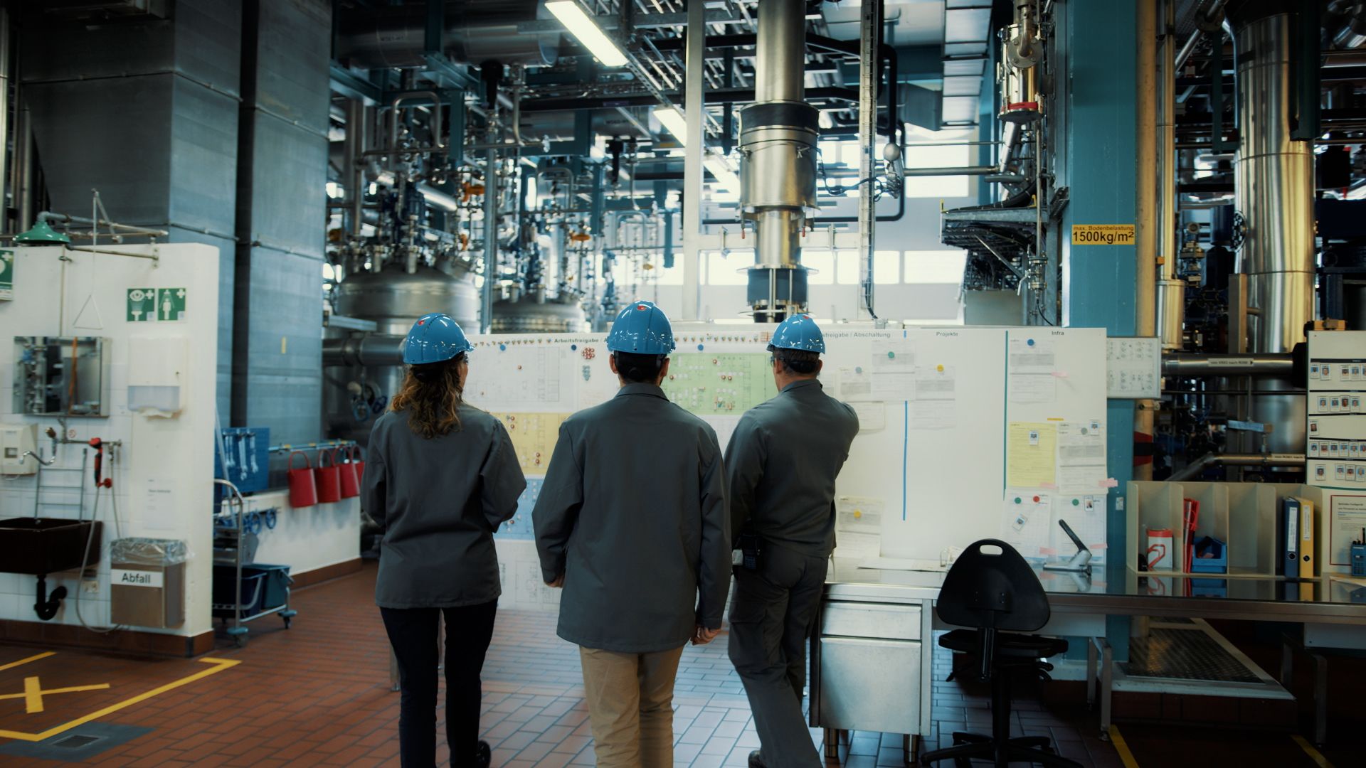Plants Tour: The journey from molecule to field | Syngenta