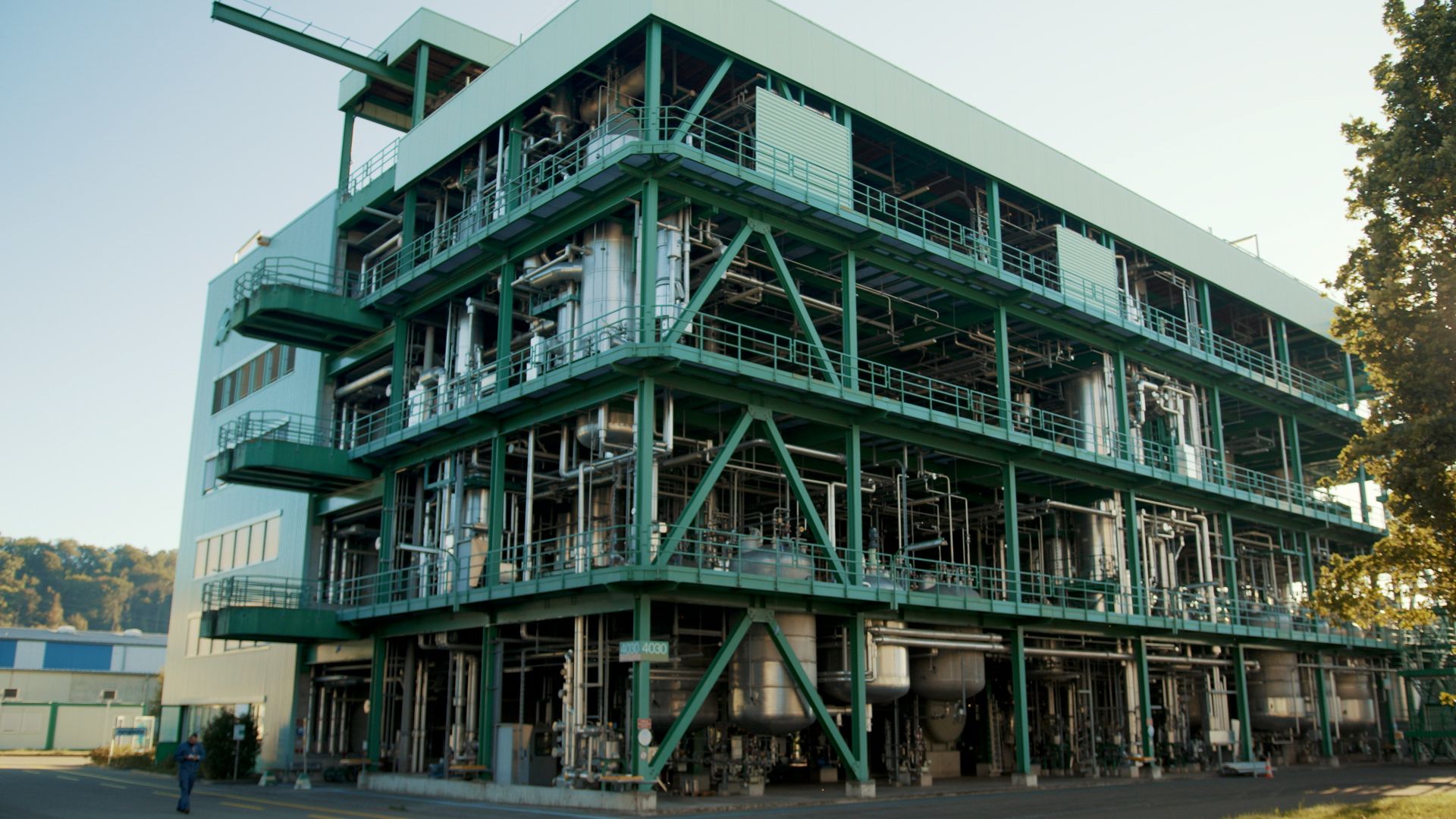 Plants Tour: The journey from molecule to field | Syngenta